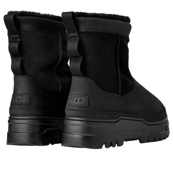 UGG Heritage Pull-on Trailgazer Boots