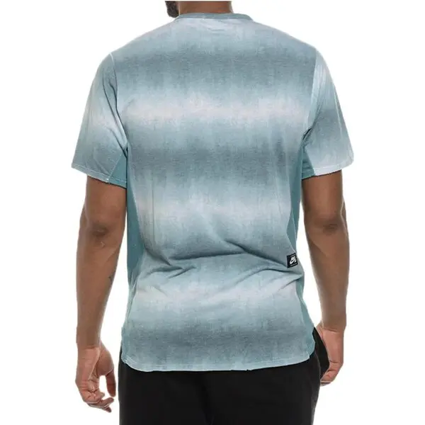 Nike Skyline Dip Fade Pocket T-shirt 'blue - Blue/white