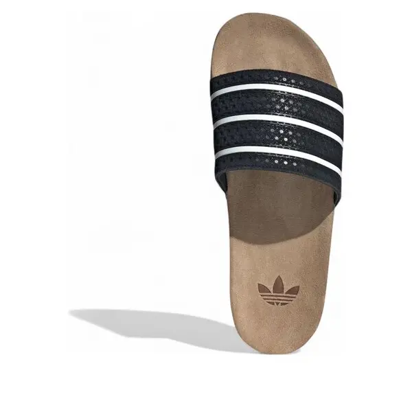 Adidas Adilette Slides - Core Black/core White/gum