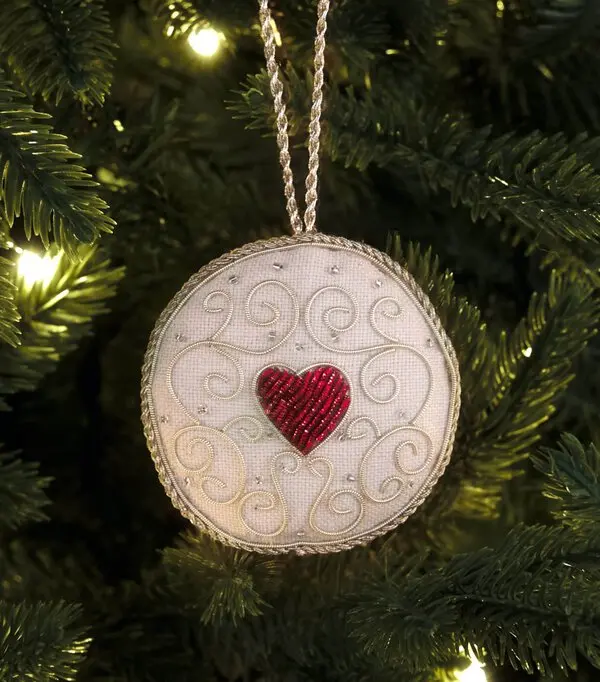 KATIE LARMOUR Jammie Dodger Tree Decoration