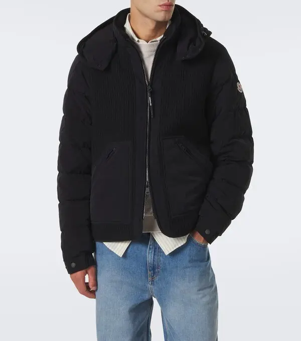 Moncler Pelat Hooded Down Jacket