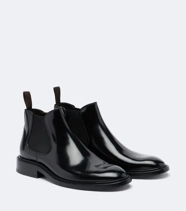 THE ROW Gable Leather Chelsea Boots - Black