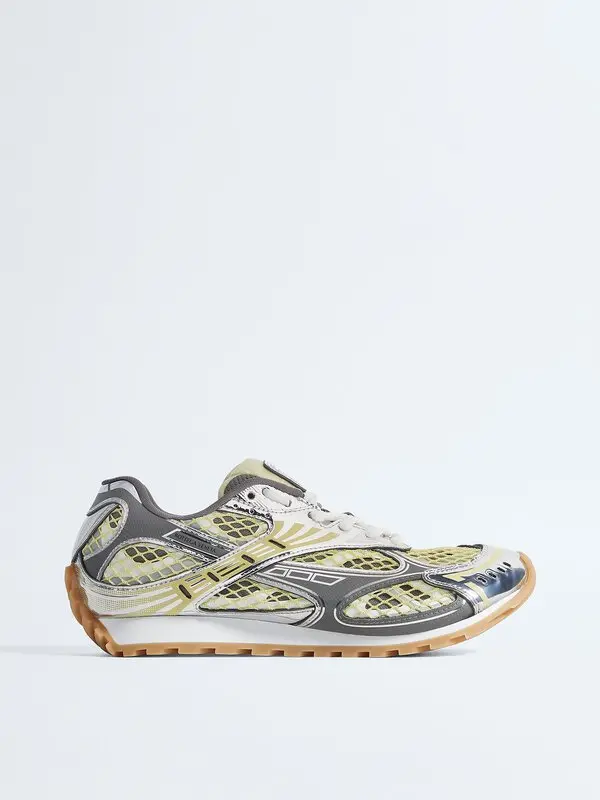 Bottega Veneta Lace-up Sneakers With Rounded Toe And Logo Padded Tongue - Giallo
