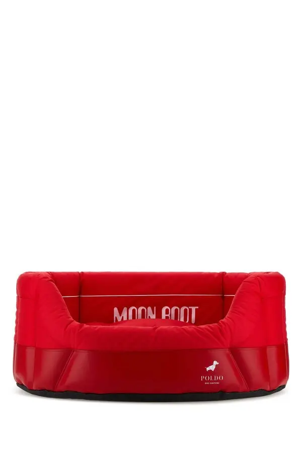 POLDO DOG COUTURE Moon Boot-style Dog Bed - Red