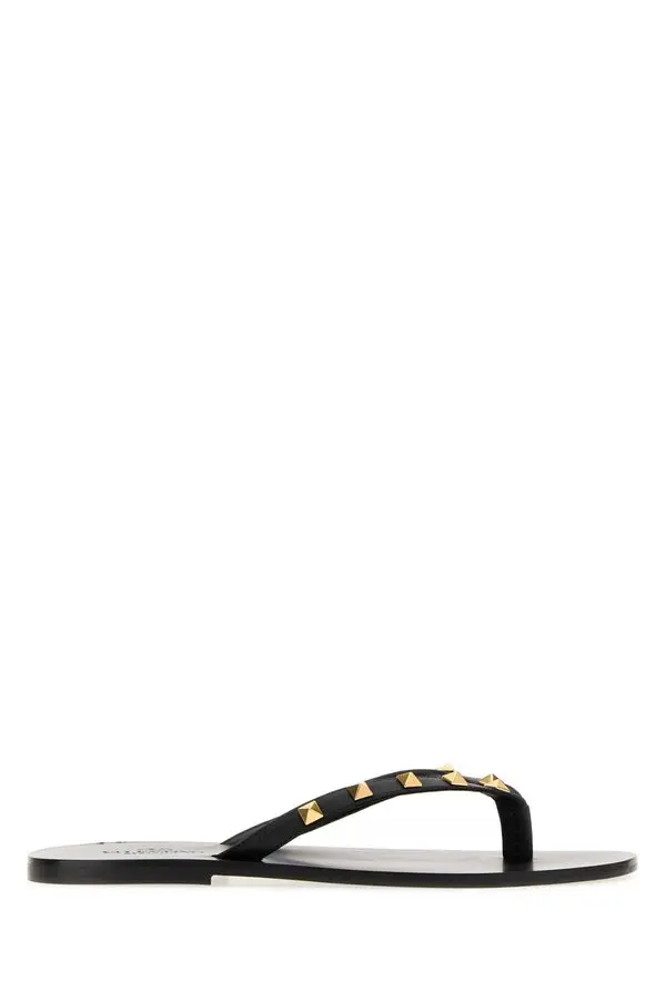 Valentino Garavani Rockstud Leather Thong Slippers For - Black