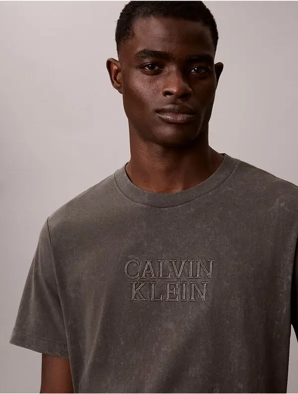 Calvin Klein Powder Wash Crewneck Tee - Beluga