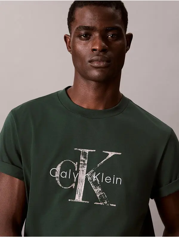 Calvin Klein Distressed Monologo Graphic Tee - Sycamore