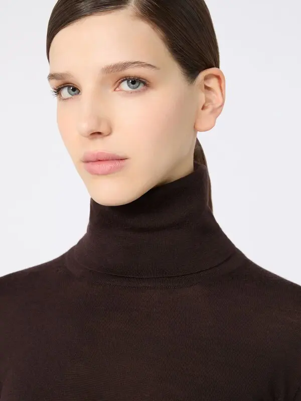 Max Mara Wool Yarn Polo-neck Sweater