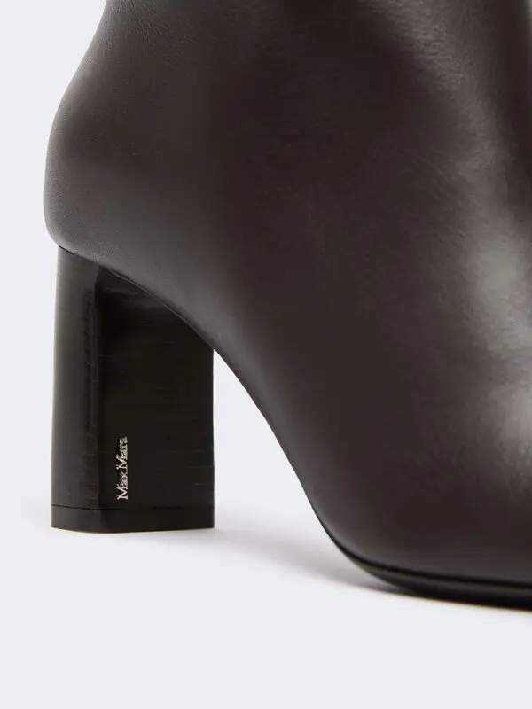 Max Mara Smooth Leather Knee-high Square Toe Boots