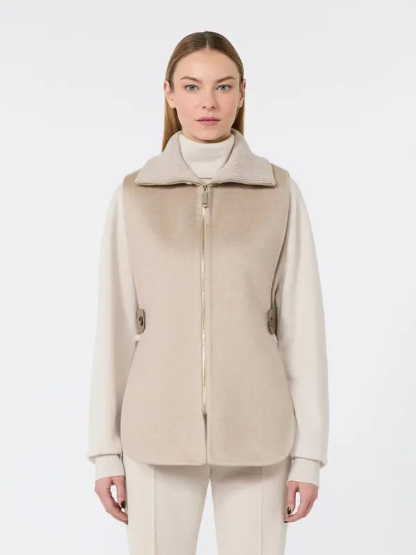 Max Mara Sleeveless Cashmere Cape With High Neck - Beige