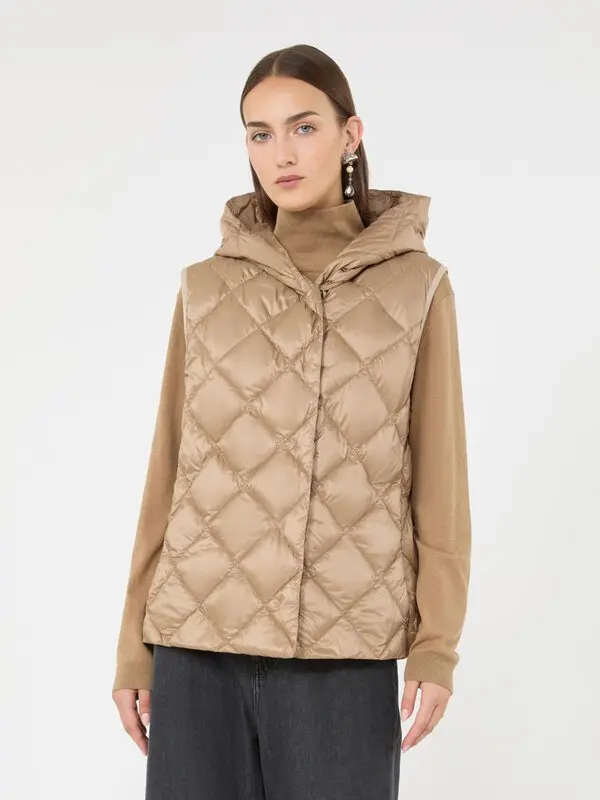 Max Mara Water-repellent Padded Gilet - Camel