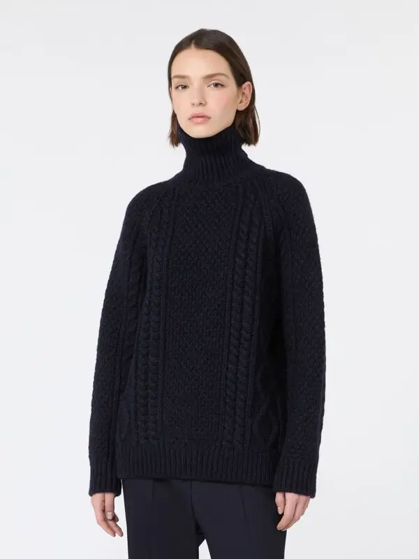Max Mara Wool Yarn Turtleneck Aran Jumper