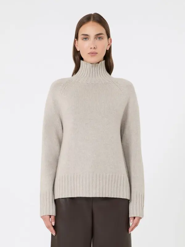 Max Mara Wool And Cashmere Yarn Polo-neck Sweater