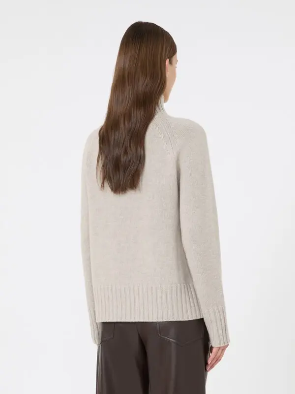 Max Mara Wool And Cashmere Yarn Polo-neck Sweater