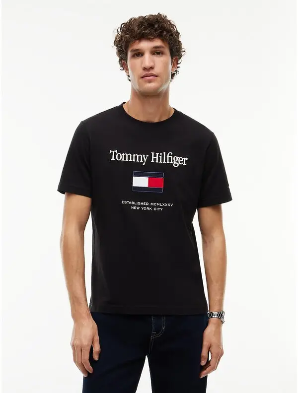 Tommy Hilfiger Embroidered Flag Logo T-shirt - Black