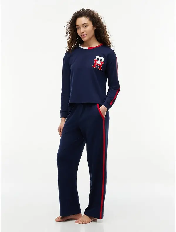 Tommy Hilfiger Cropped Pullover & Pant Sleep Set