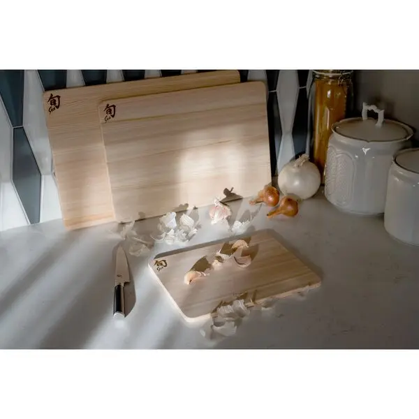 SHUN Hinoki Small Cutting Board