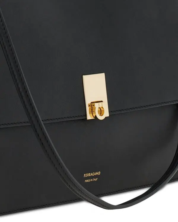 FERRAGAMO Cara Leather Shoulder Bag - Black
