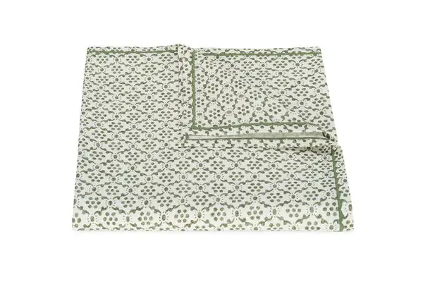 MATOUK Schumacher Laksha Tablecloth - Clover