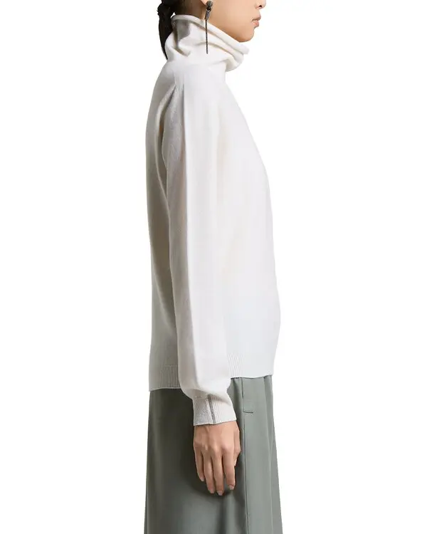 Peserico Pure Cashmere Turtleneck Sweater