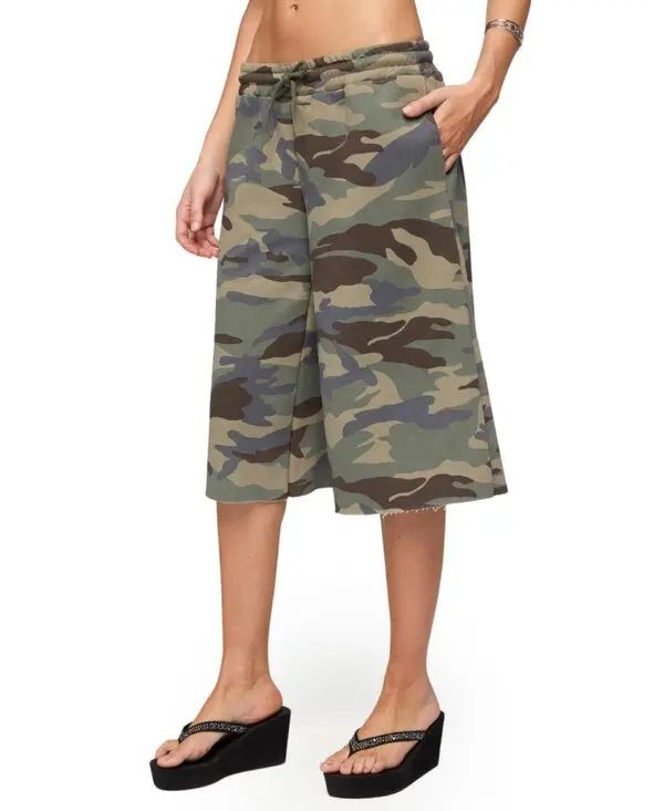 EDIKTED Camouflage Drawstring Bermuda Shorts