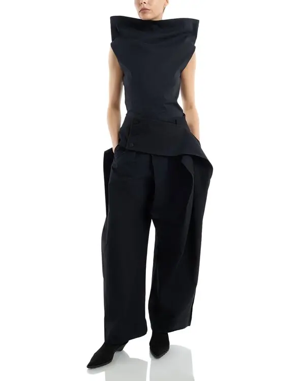 Issey Miyake Allow Structured Neckline Top