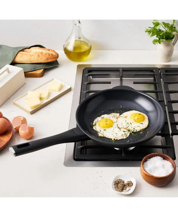 ZWILLING Madura Plus Ceramic Aluminum Fry Pan, 8