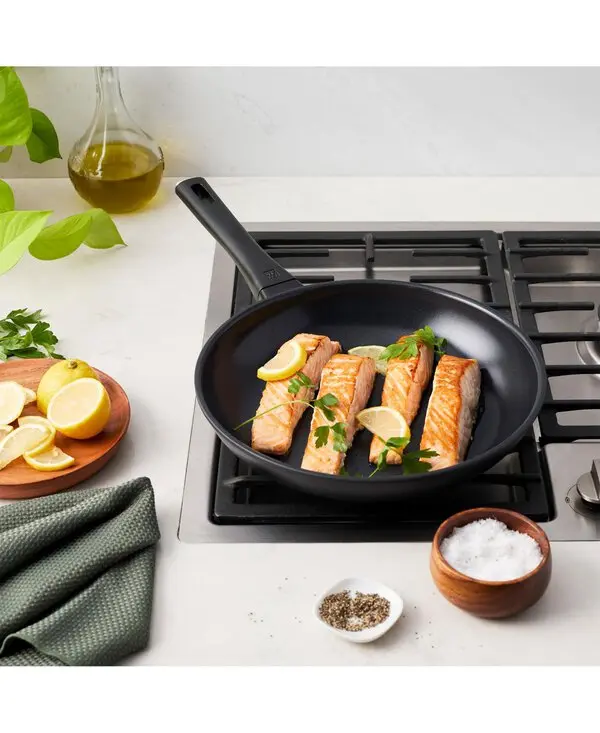 ZWILLING Madura Plus Ceramic Aluminum Fry Pan, 11