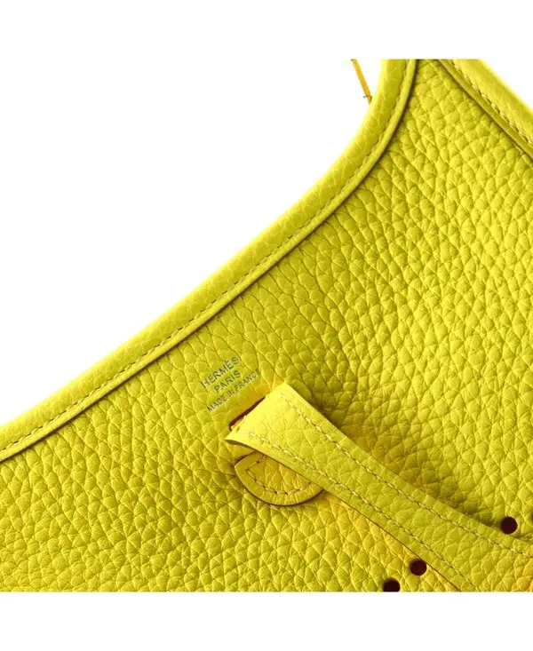 Hermès Tpm Evelyne Bag Gen Iii Clemence - Yellow