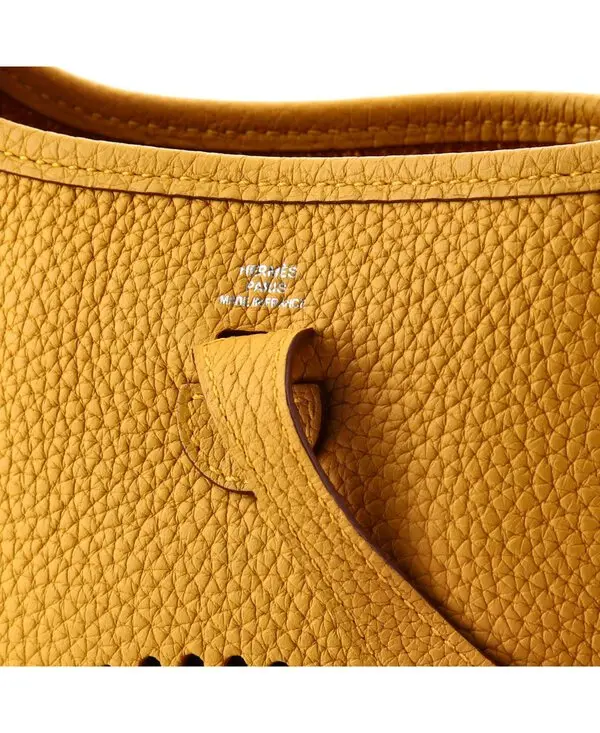 Hermès Tpm Evelyne Bag Gen Iii Clemence - Yellow
