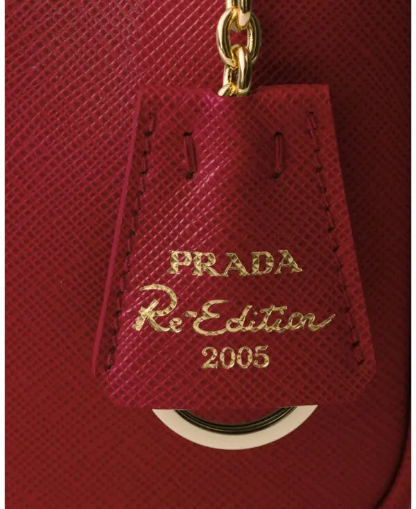 Prada Re-edition 2005 Saffiano Leather Mini-bag - Red