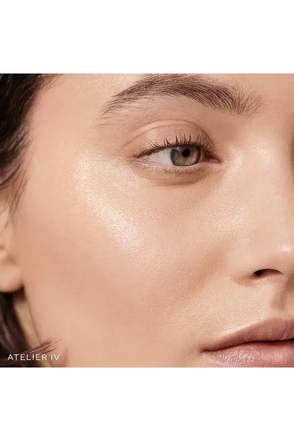 WESTMAN ATELIER Vital Skin Foundation Stick - Atelier Iv