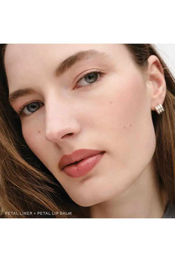 WESTMAN ATELIER Lip Shape Lip Liner - Petal