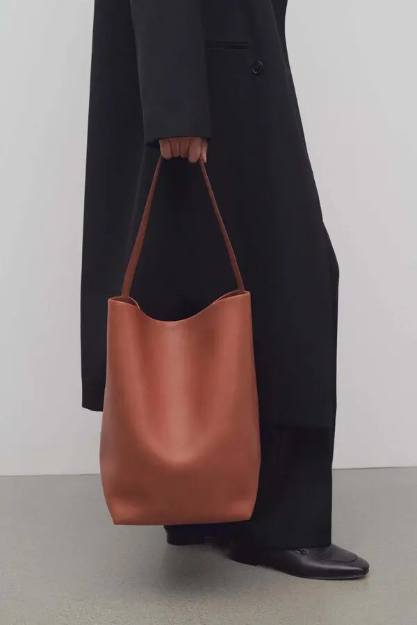 THE ROW Large N/s Park Leather Tote Bag