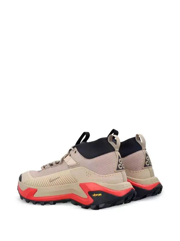 Nike Zegama Hike Hiking Shoes