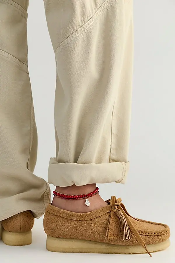 Clarks Embossed Wallabees - Tan Interest