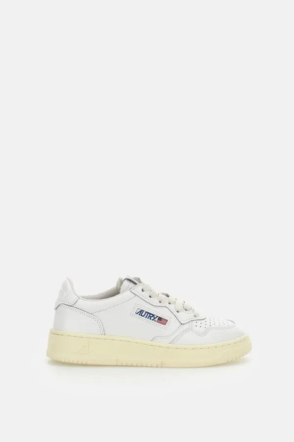 AUTRY Medalist Low Sneakers In Leather - White