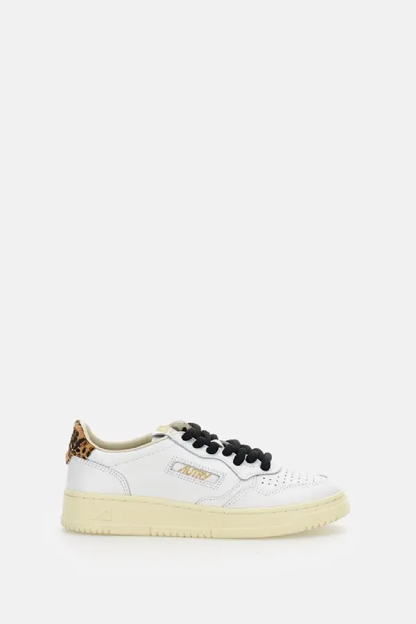 AUTRY Medalist Low Leather Sneakers - Bianco
