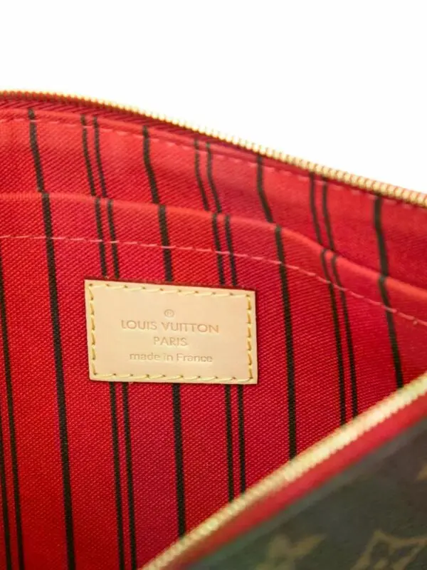 LOUIS VUITTON Monogram Neverfull Mm Pouch - Brown