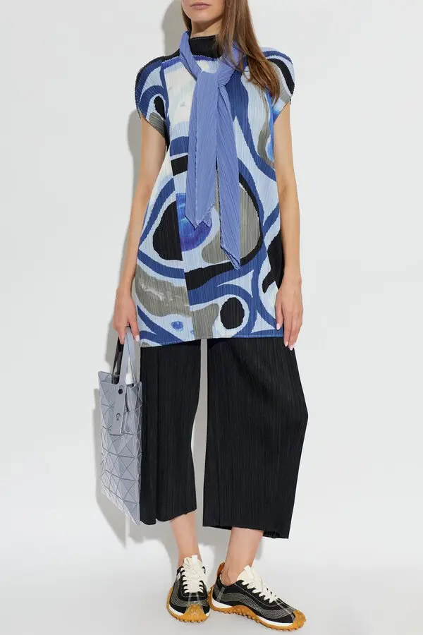Issey Miyake Sleeveless Abstract Print Pleated Dress