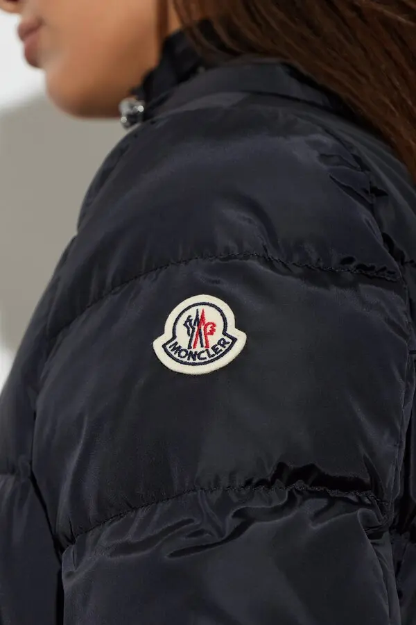 Moncler Puffer Jacket ‘avoce