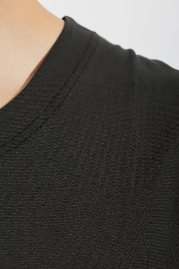 Issey Miyake Sleeveless Top