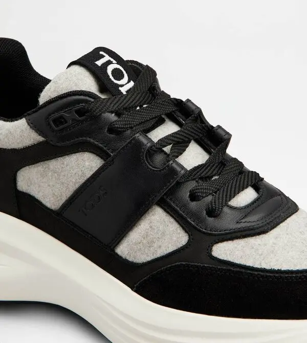 TOD'S Leather Sneakers