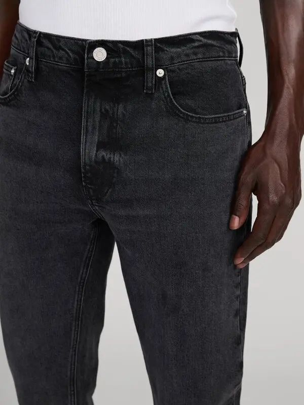 FRAME Modern Jeans