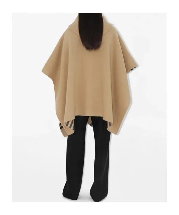 Burberry Reversible Hooded Cape With Equestrian Knight Embroidery - Sand-colored