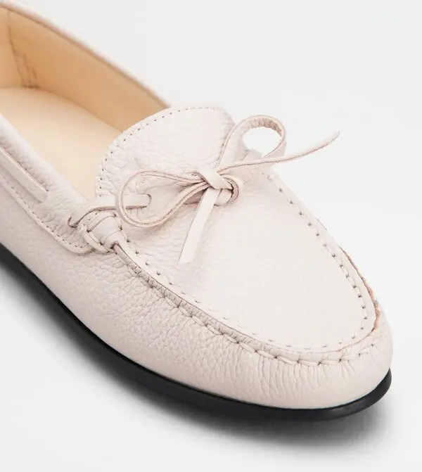 TOD'S Round-toe Casual Shoes