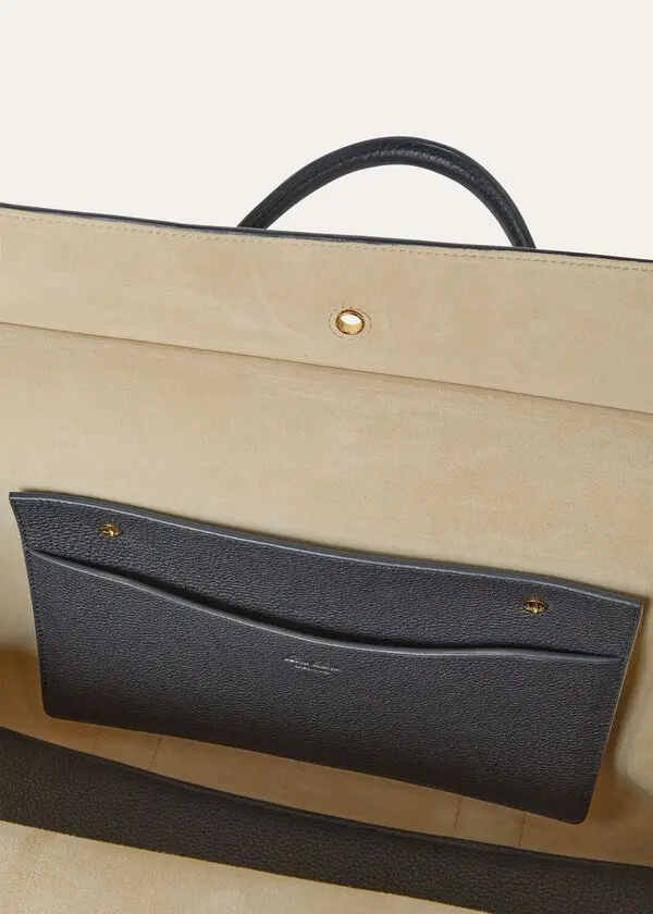 Loro Piana Carry A Handbag With Both Hands - Navy Blue