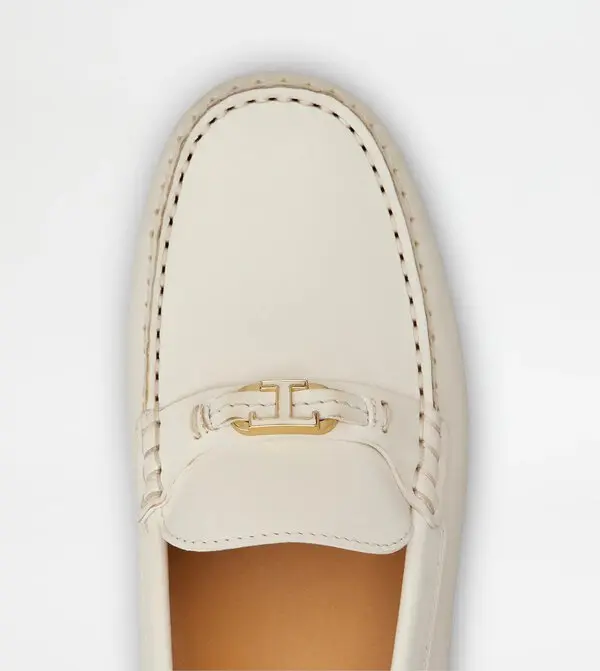 TOD'S Round-toe Loafers