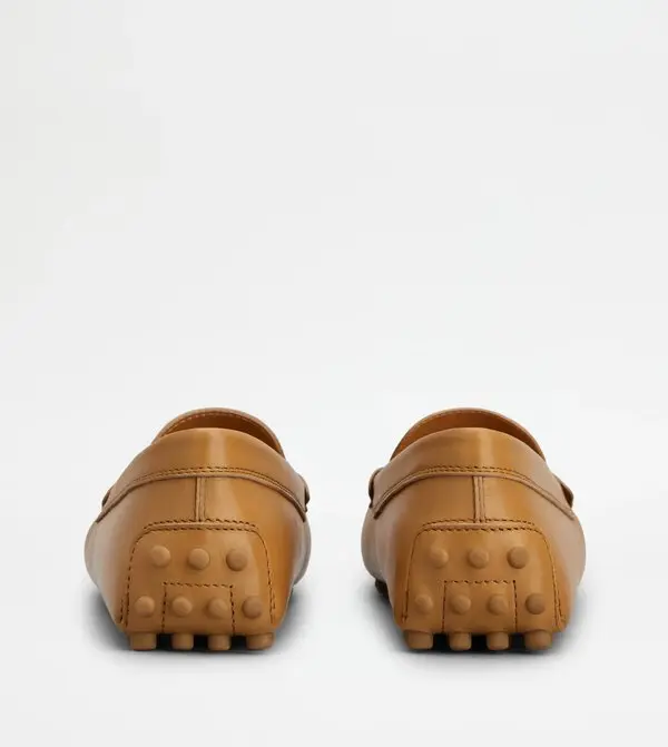 TOD'S Round-toe Loafers