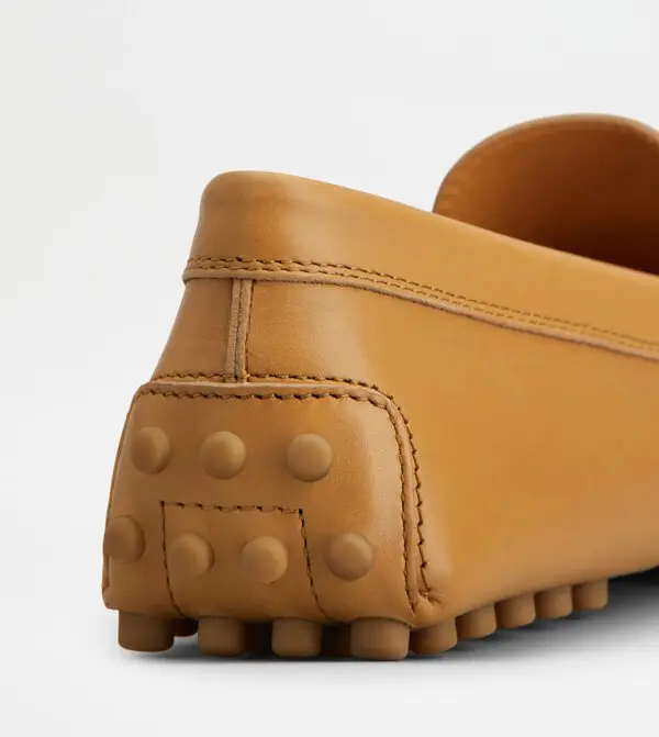 TOD'S Round-toe Loafers